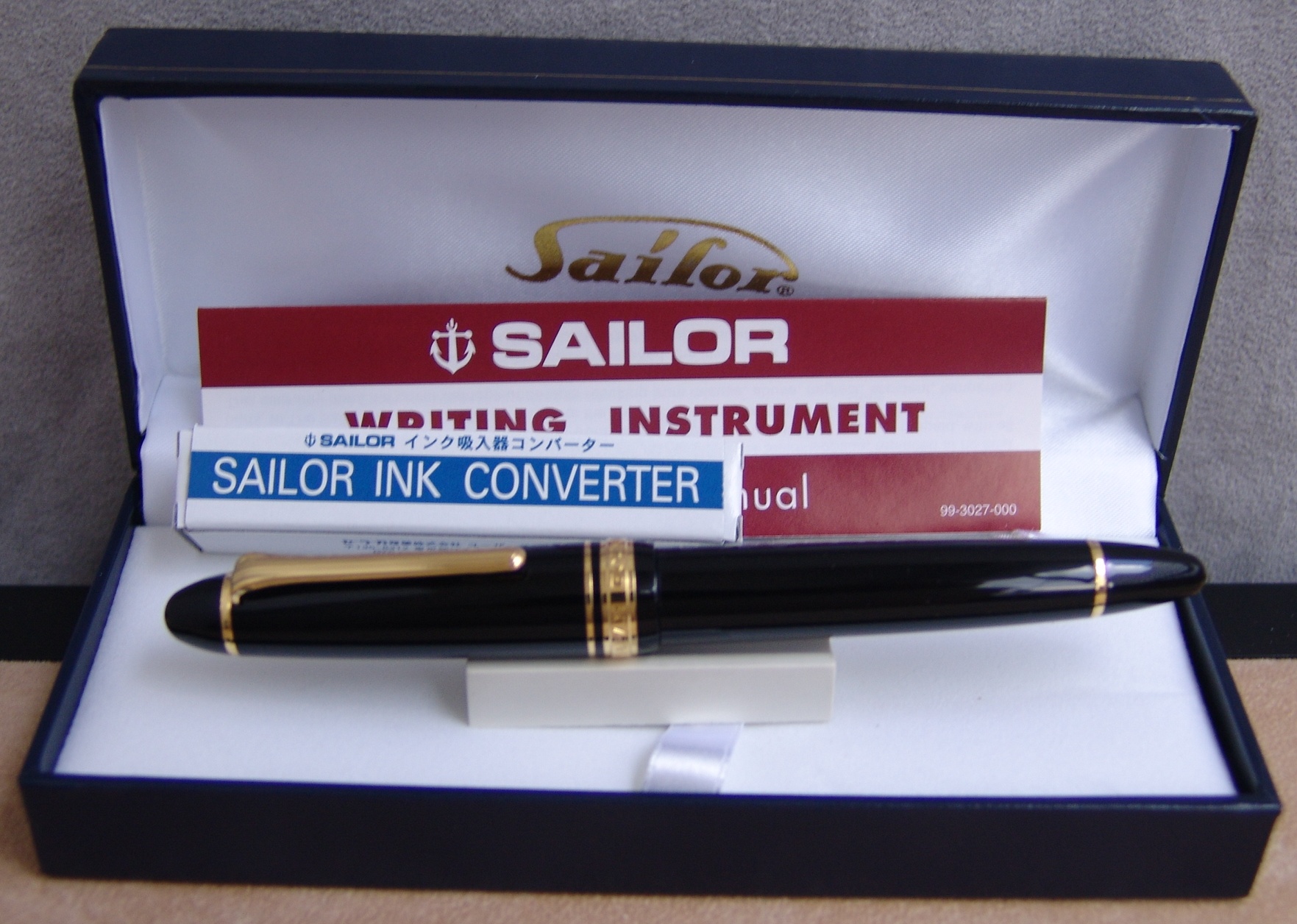 Sailor 1911 Classic Black Fountain Pen