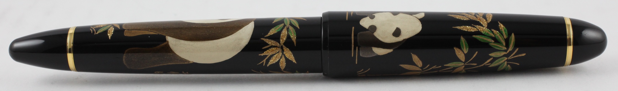 Sailor Limited Edition Endangered Mammals Maki-e Giant Panda Fountain Pen